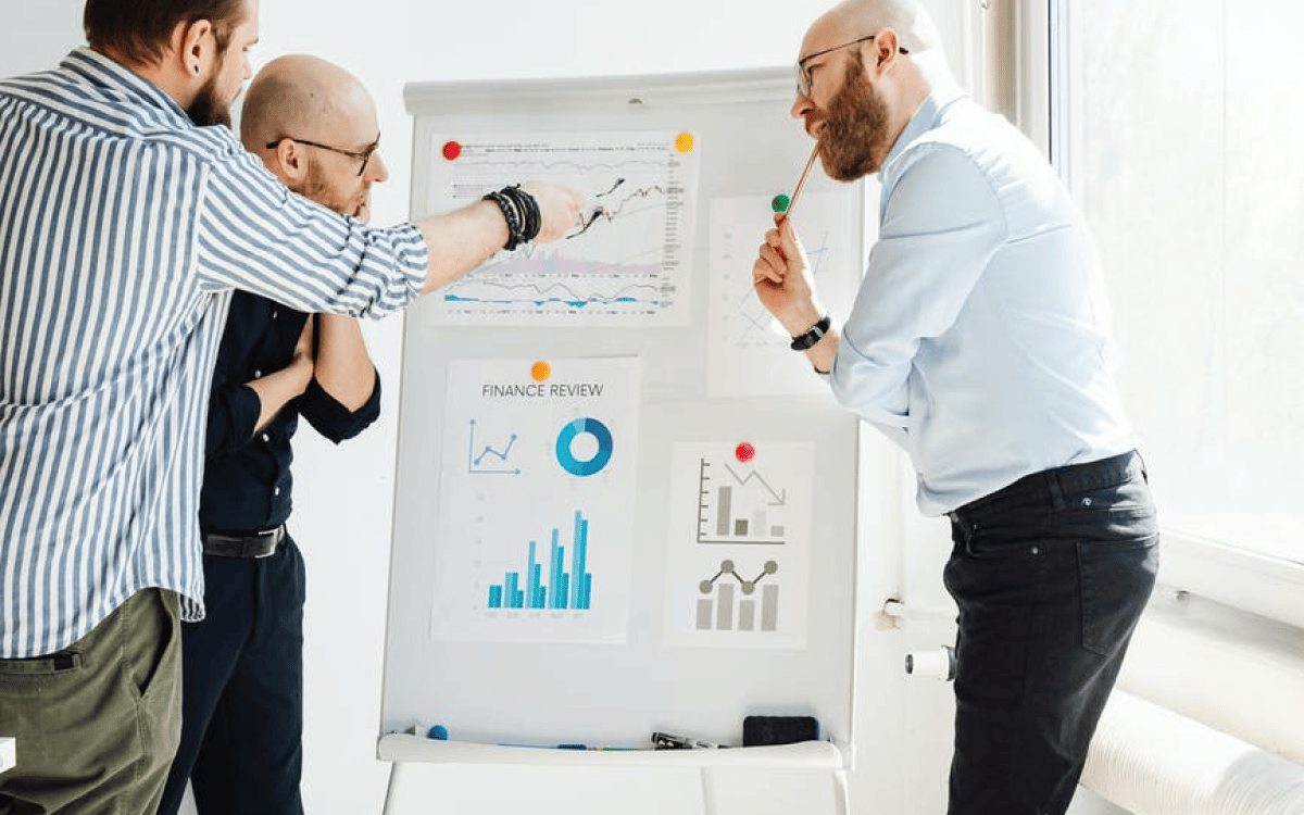 Sales Reporting Software | Sales Engagement Platform Analytics